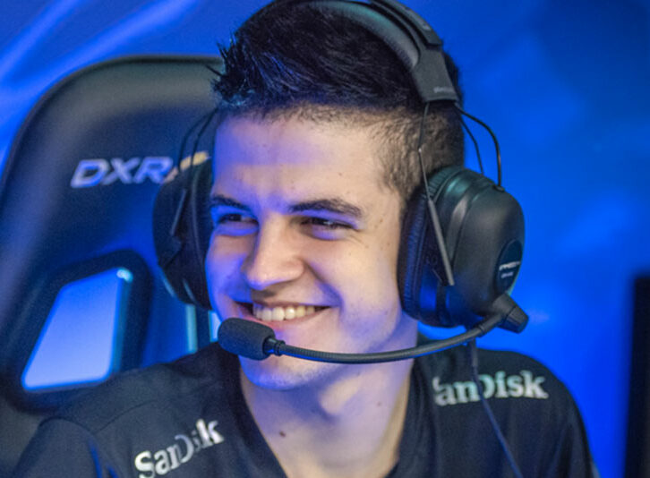 Astro do mundo dos games, chama nordestinos de burros e é afastado de ...